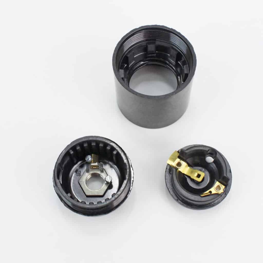 What are the benefits of using a Bakelite lamp holder? - Ifwire